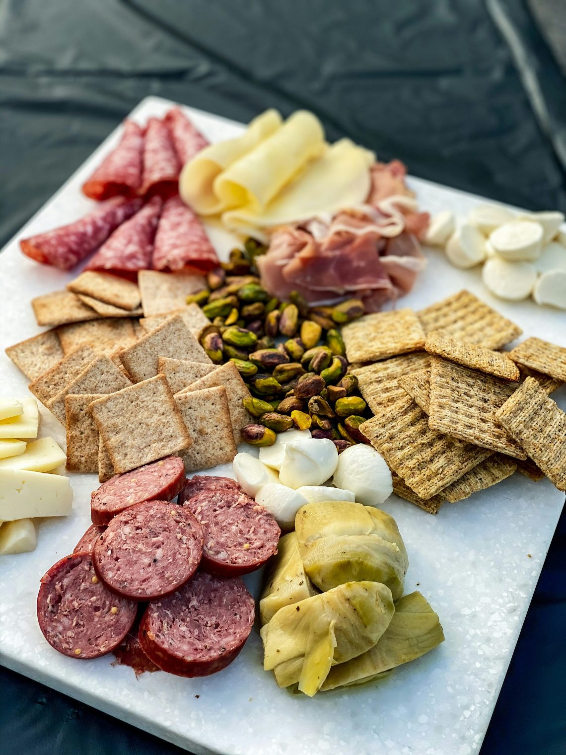 Food Board Ideas: The Ultimate Guide to Building a Charcuterie Plate ...